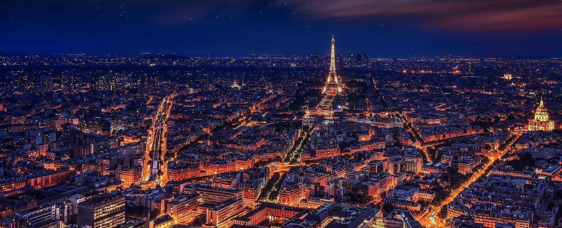 Paris by Night in a Sidecar | Romantic & Retro Evening Ride