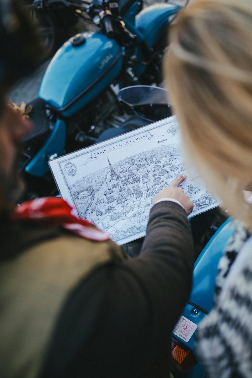 Sidecar Ride in Paris | The Vintage & Authentic Classic Tour